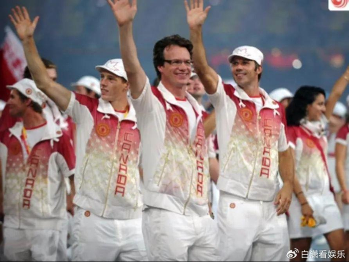 红极一时的加拿大相声演员大山，回国之后现状怎样了？__财经头条__新浪财经