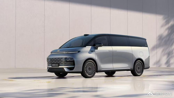 吉利银河首款MPV—V900亮相 尺寸比极氪009还大，智能也满级__财经头条__新浪财经