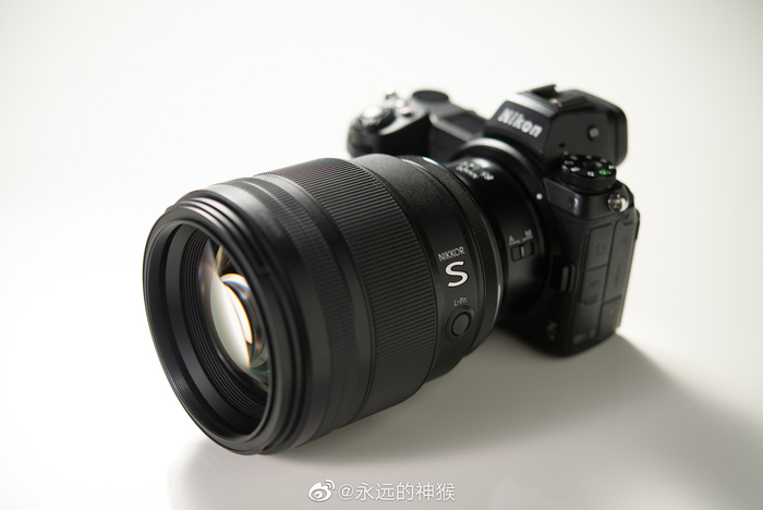 中秋节了，发组小姐姐吧。祝大家中秋快乐 by 尼康Z7II+Z85 1.2s__财经头条__新浪财经