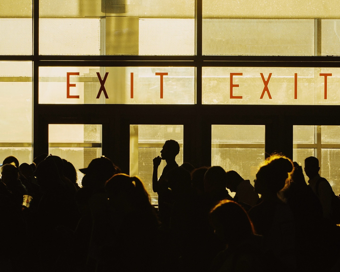 光与影的街头 | Eric Van Nynatten镜头里的纽约__财经头条__新浪财经