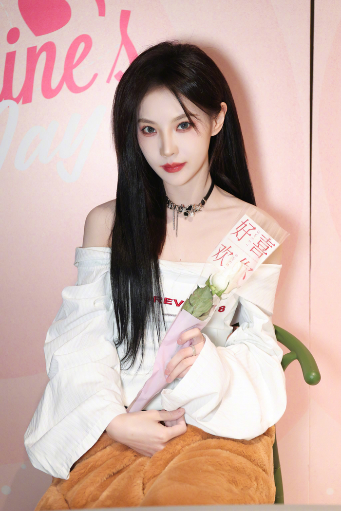 SNH48 TEAM SII ——白色情人节专场合签会—— 心动时刻 与你共赴 终极浪漫__财经头条