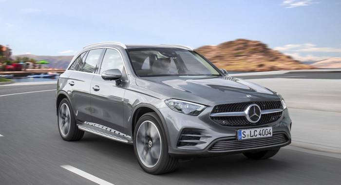 准备买奔驰GLC的朋友们注意哦，新款最快年底上市……