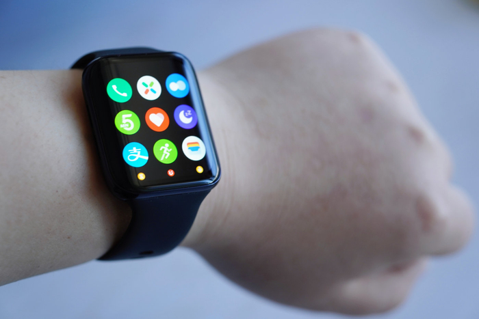 OPPO Watch上手体验：差异化设计交出的满意答卷|手表|表盘|智能手表_新浪新闻