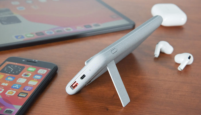 缓解iPhone12电池容量小焦虑 南卡无线充电宝POW2体验__财经头条__新浪财经