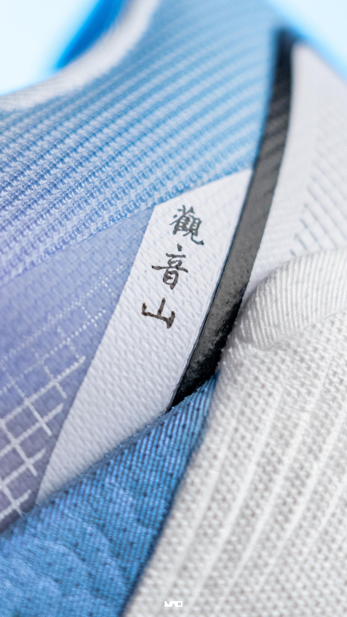 特步 360x 珞樱 🌸 大众跑者的第一双碳板跑鞋__财经头条