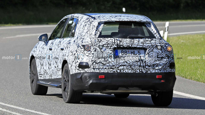 准备买奔驰GLC的朋友们注意哦，新款最快年底上市……