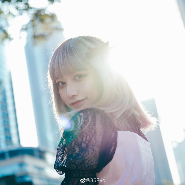 春夏交接的城市，十分钟随拍。@三三sugi