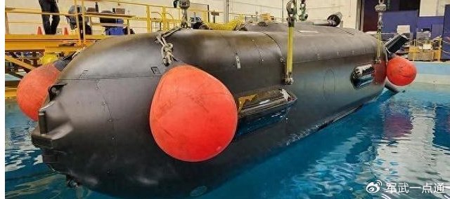 未来水下作战新方向，中国HSU001型无人潜艇器技术突破|潜艇|作战|无人潜航器|海军|功能性_新浪新闻
