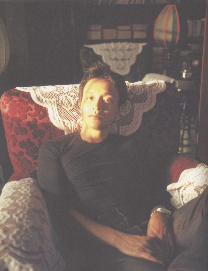 2000年国庆，张国荣来北京拍摄写真集《庆》