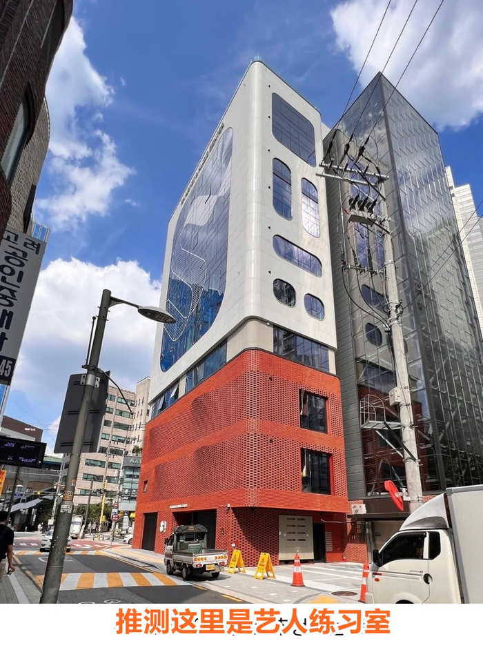 首尔圣水洞新建的SM大楼，你贡献了几块砖？