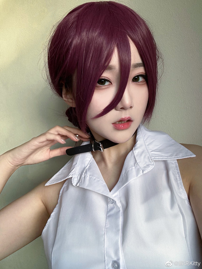 LPL英文解说Kitty Cos电锯人：一起逃跑吧！