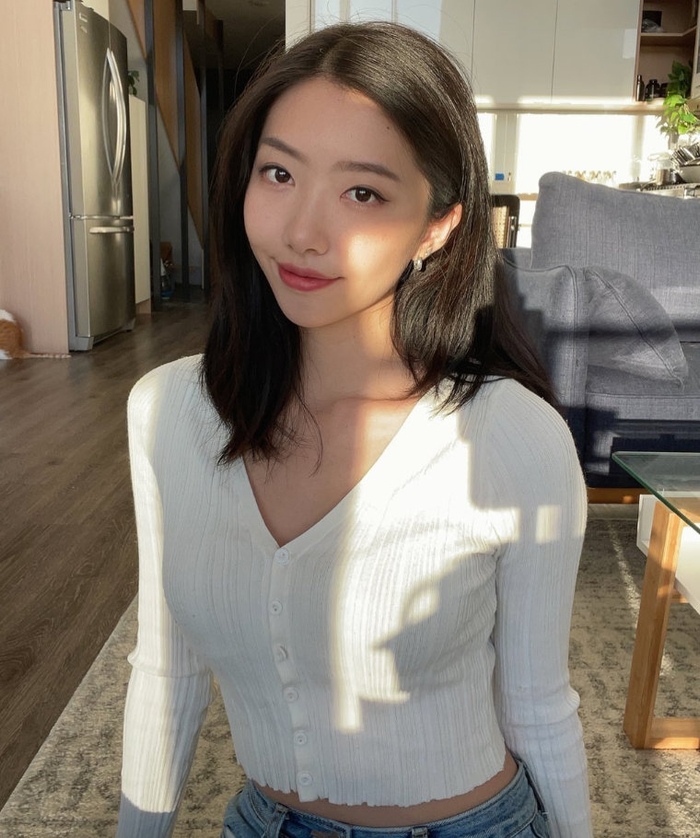 尼菈英雄设计师小鱼（Sojyoo）