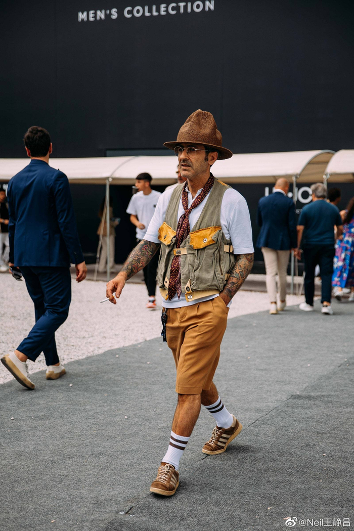 Pitti Uomo’s Spring 2024 精选街拍，男士们像他们学习穿搭！