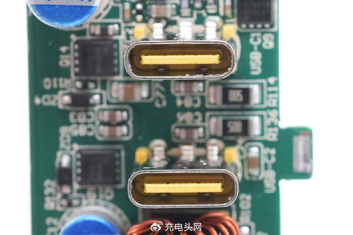 拆解报告：Aohi 140W 2C1A氮化镓充电器AOC-C017|面板|氮化|充电器_新浪新闻