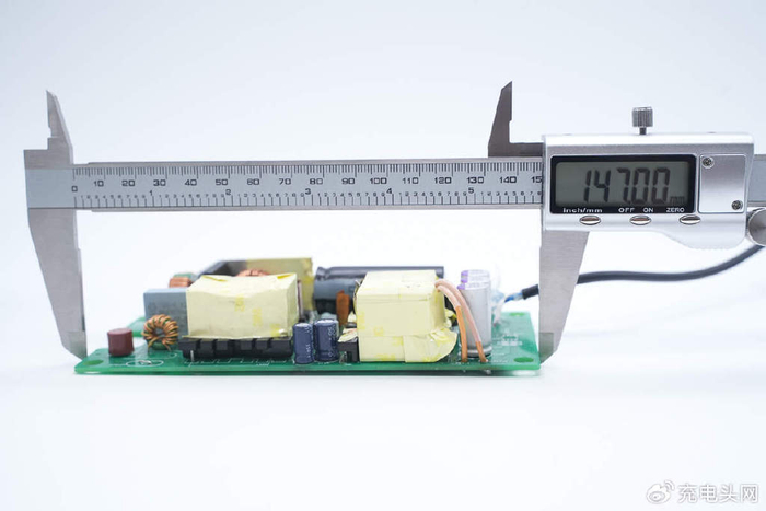 通嘉科技 AHB Flyback 架构 PD3.1 满血240W快充方案解析__财经头条__新浪财经