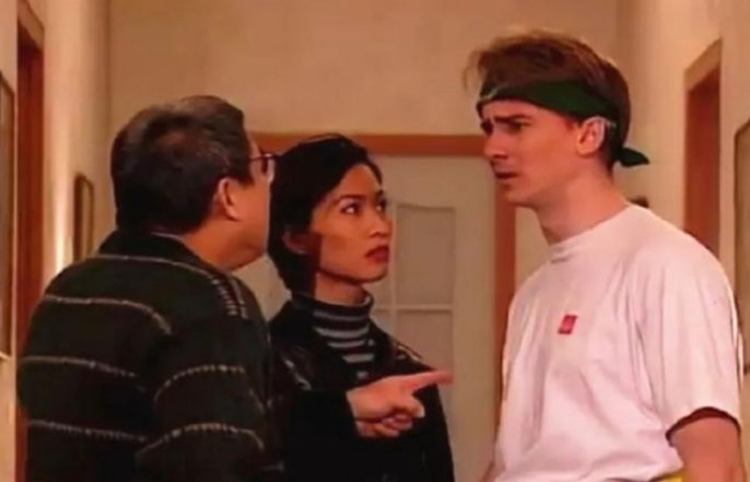 前TVB演员河国荣烧炭自杀！曾放弃读医从艺，无儿女思念亡妻轻生__财经头条