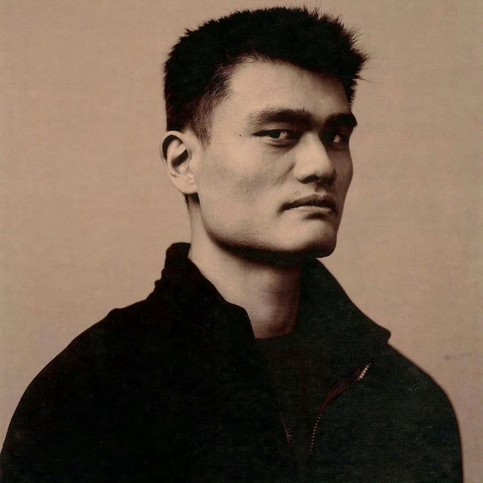 体育摄影师Walter loss Jr镜头中的NBA球员！风格太帅了！__财经头条__新浪财经