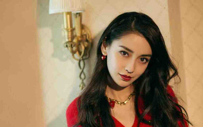 angelababy吸烟遭偷拍，身旁人疑似宋威龙，细节证明并非约男模|公众|狼人|房间|禁烟|爆料_新浪娱乐_新浪新闻