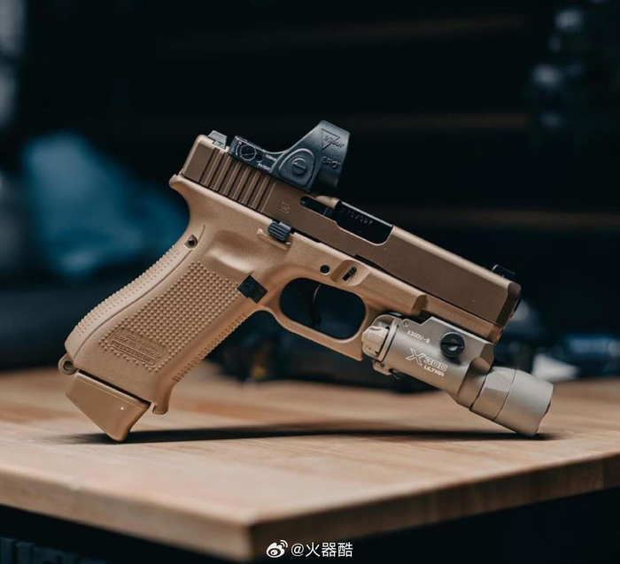 高人气枪型 格洛克G19X手枪美图欣赏