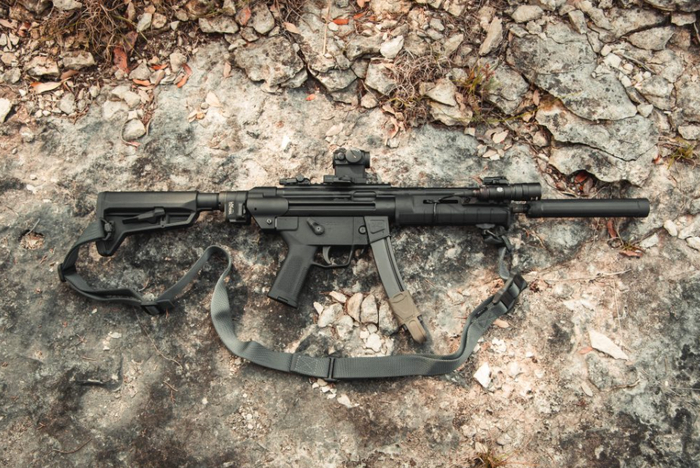 一代名枪MP5，设计精细惹人喜爱，想改装却无处下手