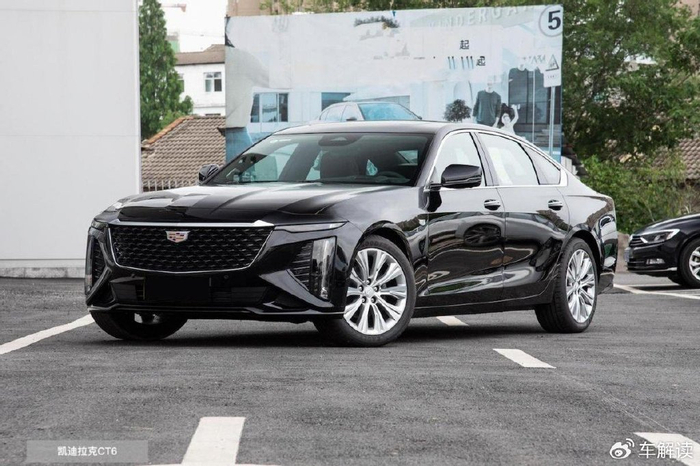预算40万左右想买豪华车，沃尔沃S90对比凯迪拉克CT6，谁更合适？__财经头条__新浪财经