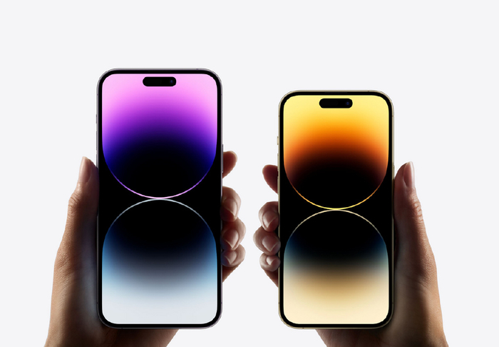 45英寸、8K屏幕、屏占比高达98%，银河E8“霸屏”出新高度__财经头条