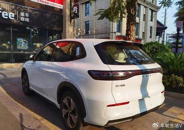 吉利银河E6预告图曝光，有望成为小爆款吗？