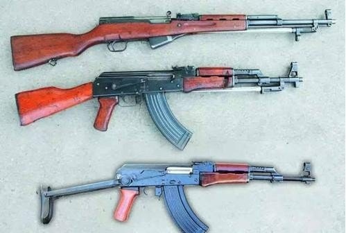 56式半自动步枪为啥不设计成弹匣供弹？