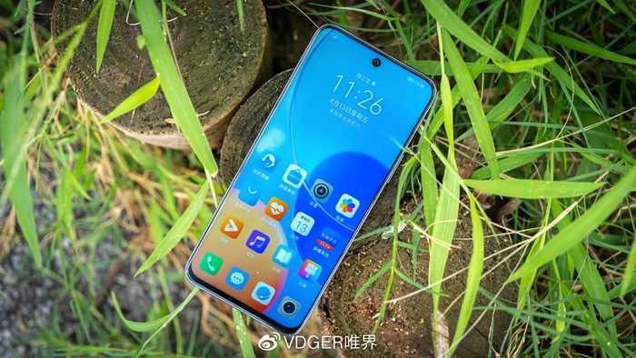 “0”感全面屏，荣耀Play5T Pro体验报告：同级别罕见！__财经头条__新浪财经