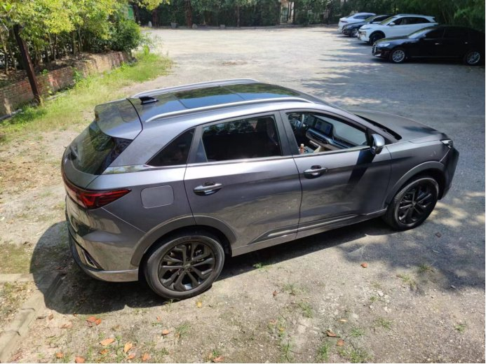 对标宋Pro冠军版 江淮QX PHEV上市，售价12.99-14.99__财经头条__新浪财经