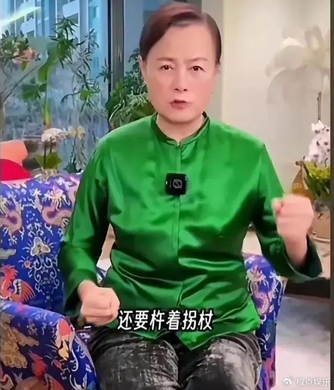 史晓燕不忍了！疯狂输出向太：嘴欠，不要脸，有种直接点我大名啊