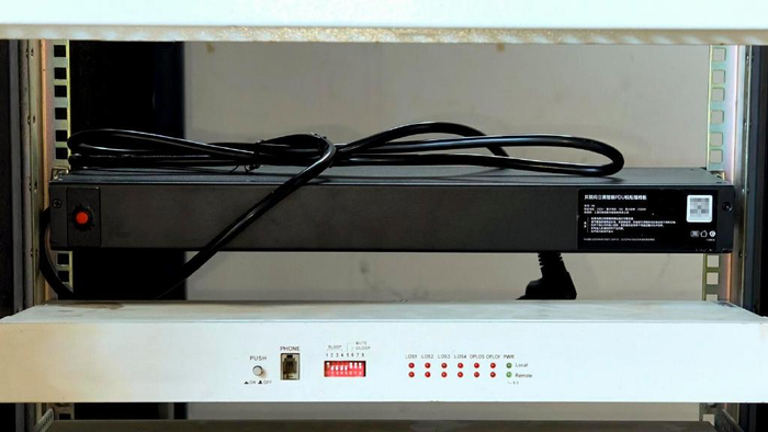 向日葵智能PDU首发评测，工业级8孔独立远控，机房运维爱不释手|设备|机柜|管理|插线板|故障_新浪新闻