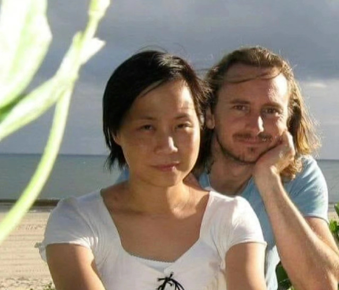 58岁TVB御用老外河国荣自杀去世，是对妻子的思念，也是另一种解脱