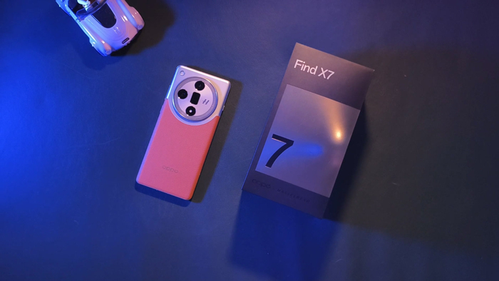 OPPO Find X7深度测评，5个亮点和2个缺点，3999能冲吗？|OPPO_新浪新闻