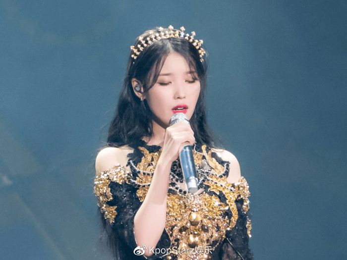 IU听力还能否恢复？绯闻之后人气超前？出道15年的职业生涯大回顾！