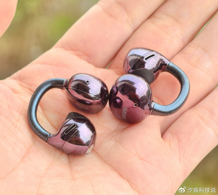 南卡ClipSuper2，高颜值实力派，音质出众，久戴无感还自带AI翻译__财经头条__新浪财经