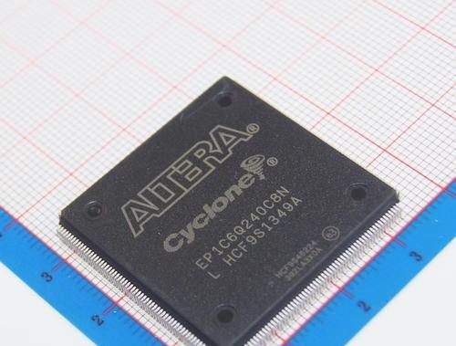 CPLD芯片有什么用？CPLD程序和单片机程序有何区别|编程|程序|原理图_新浪新闻