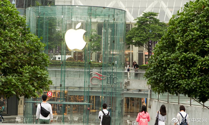 苹果正式弃用英特尔芯片，新款Mac Pro搭载自研M2 Ultra__财经头条