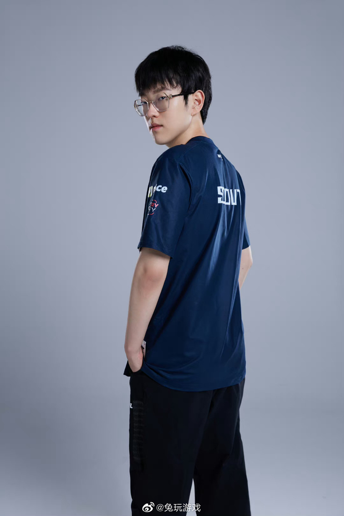 分享 2023LPL夏季赛•定妆照VER.2 第二部分的定妆照