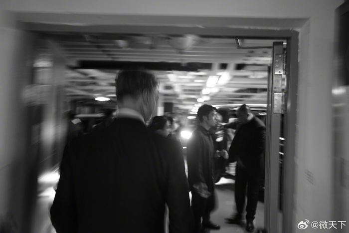 克里斯托弗·诺兰的儿子Magnus Nolan跟拍爸爸《奥本海默》