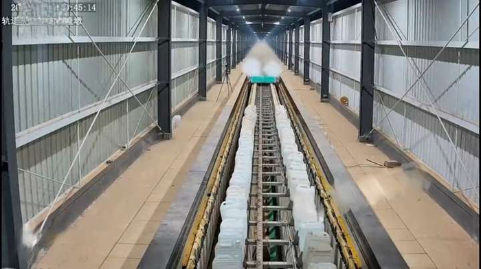 我国创造磁悬浮推进世界纪录：2秒将吨级载荷推到时速700公里__财经头条__新浪财经