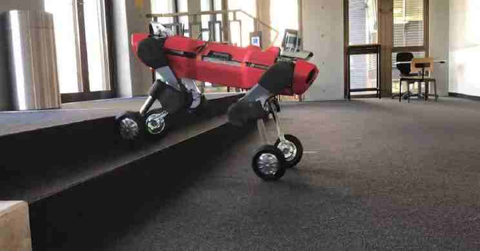 时速22公里、载荷50kg，四足轮腿式机器人Swiss-Mile学会了变身