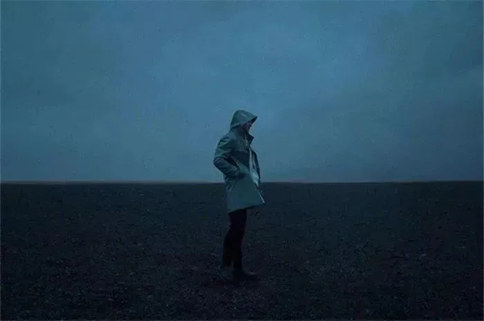 原创|如果看不惯一个人，记住这4句话你便赢了|杨绛|透明人|泥潭|过客|局势_新浪新闻