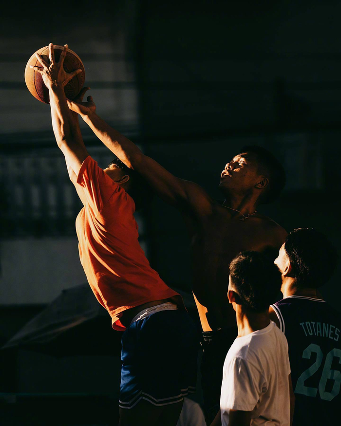 光与影的街头 | 菲律宾摄影师Jilson Tiu