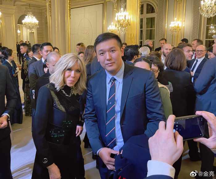 马克龙期待4月访华