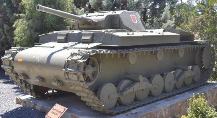 二战前研制的西班牙Verdeja坦克，二战结束了还没有成功