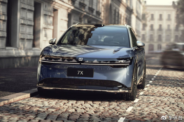 车评台|极氪7X 就算用近乎偏执的方式 也要去追求最极致的安全