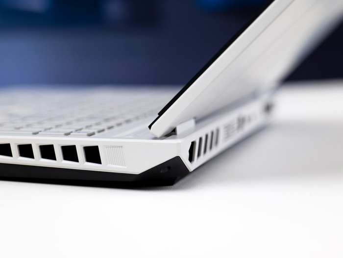 七彩虹COLORFIRE MEOW R16 Pro评测：长江存储PC42Q携手橘宝__财经头条__新浪财经