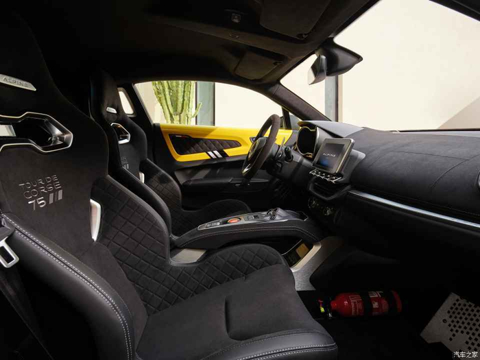 中置小跑车还引入么？Alpine A110 Tour De Corse 75官图发布