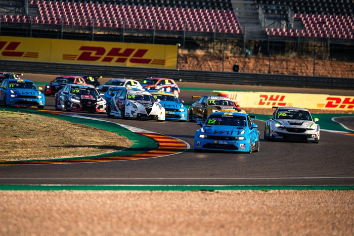 WTCR双冠王也能如此懂你 领克03智能科技初体验